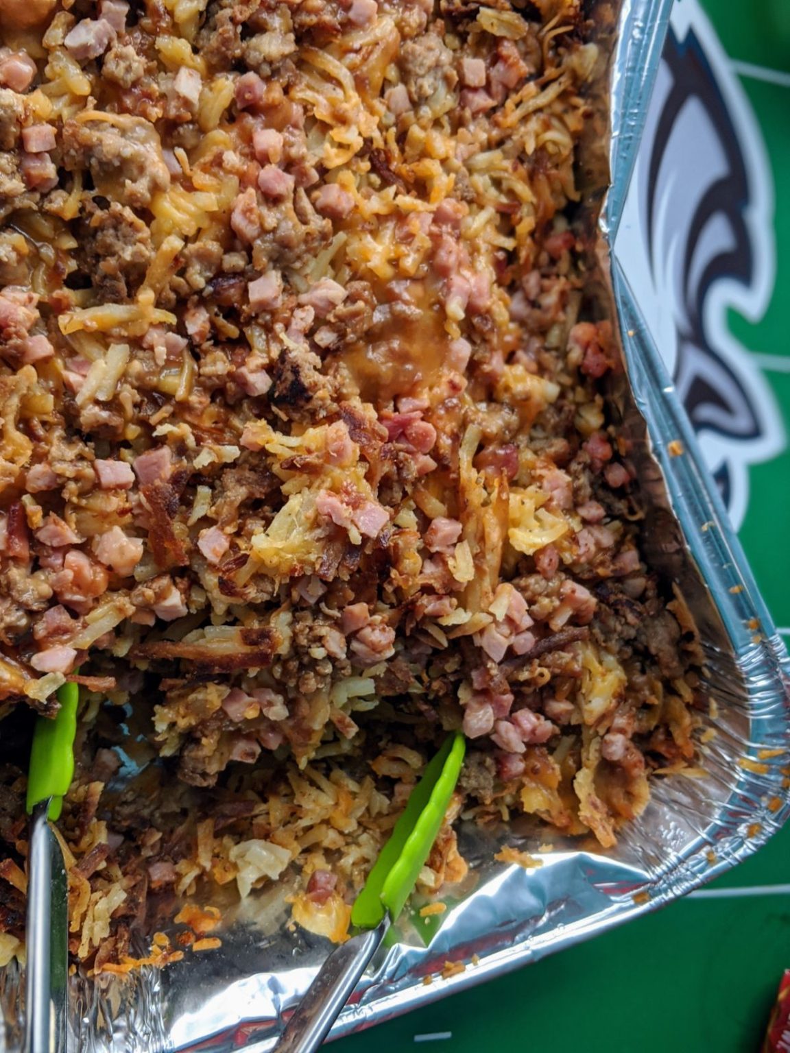 What to Bring to a Morning Tailgate - All You Need | Tailgate Wife